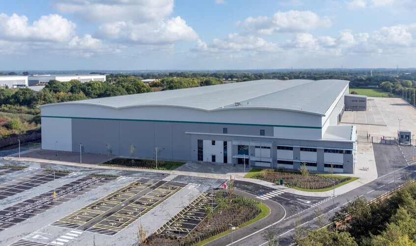 CIRRO Fulfillment expands with a new 33,000 sqm facility in Lichfield